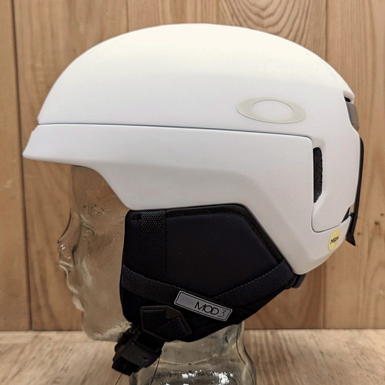 Oakley Mod 3 MIPS Helmet – White - Odyssey Surf Snow Style